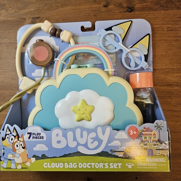 Toys | Bluey 7pc Cloud Bag Doctors Set Nwt | Poshmark